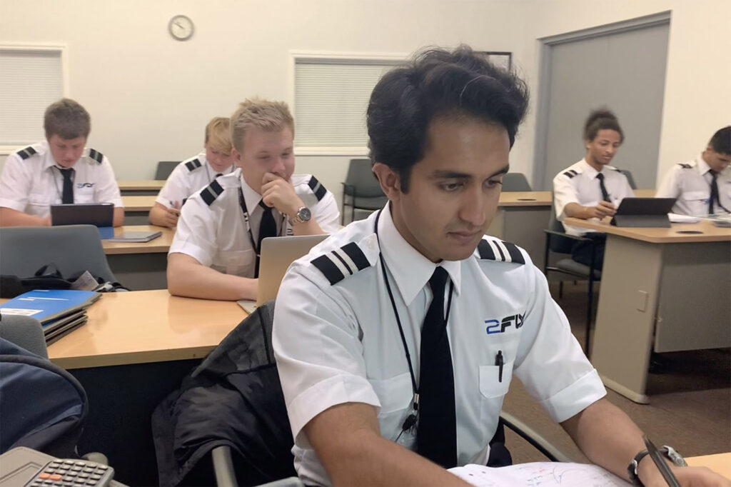 Pro-Pilot Image Gallery - 2Fly Pro-Pilot Airline Programme