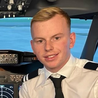 Latest Graduate Gallery - 2Fly Pro-Pilot Airline Programme